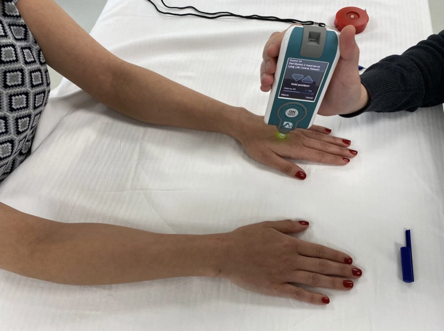 Performance of myotonometer in the assessment of skin involvement in ...